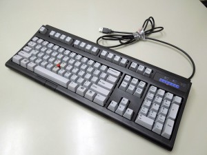 伝説のキーボードが復活します。米Unicomp製“Model-M”近く国内販売開始 - エルミタージュ秋葉原