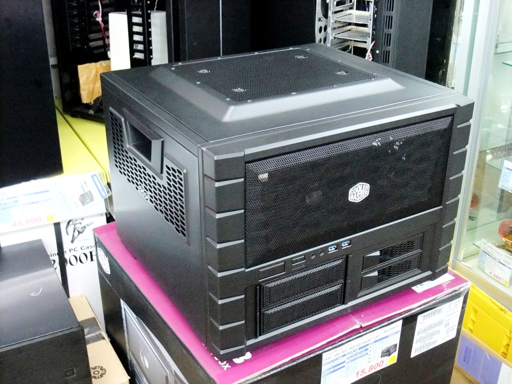 メンテナンス製抜群の巨大Cube型ケース、Cooler Master「HAF XB」アキバに登場 - エルミタージュ秋葉原