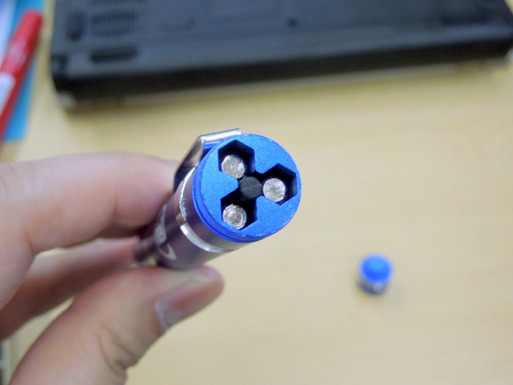 「コレオシ」Vol.604 ～Jan-gle秋葉原本店～Intel「Lighted Pocket Screwdriver」 - エルミタージュ秋葉原