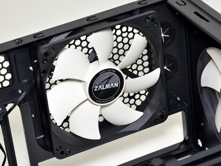 ZALMAN「Z3 PLUS」が支持される理由 - エルミタージュ秋葉原