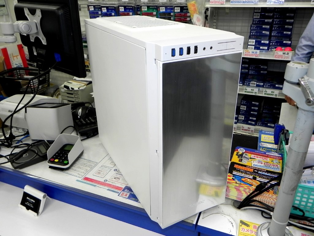 大ヒット静音PCケース、Antec「P100」にホワイトモデルが登場。5月中旬発売に向け予約受付中 - エルミタージュ秋葉原