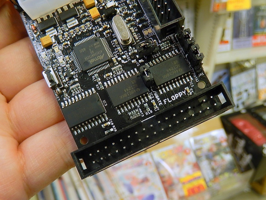 世界初の店頭販売。フロッピーの生データを高密度で吸い出せる特殊基板「KryoFlux」が発売中 - エルミタージュ秋葉原