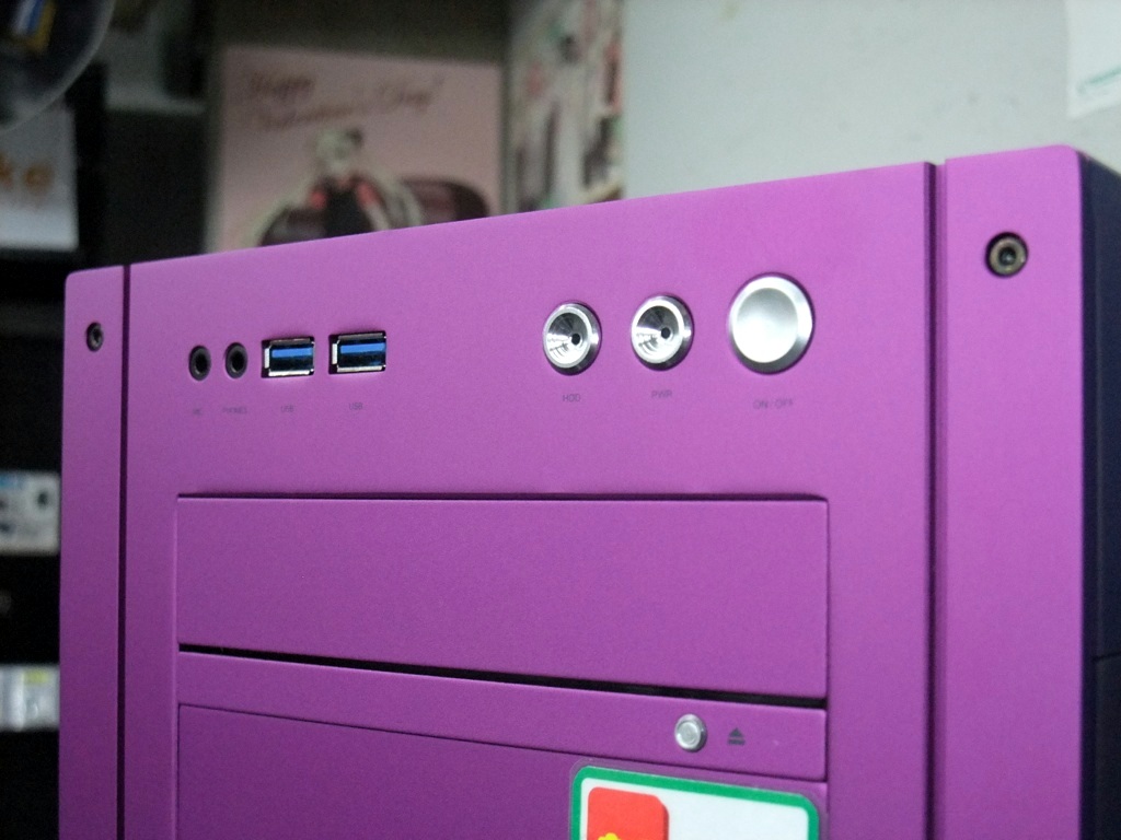 パープルカラーのアルミ製フルタワー、Abee「AS Enclosure X5LE」アキバに登場 - エルミタージュ秋葉原