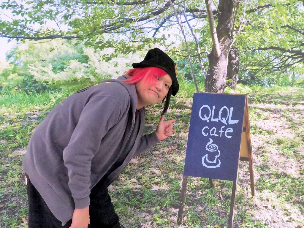 【ササキチのアキバガジェット Vol.037】クルクル回る“QLQL撮影”が楽しい！アキバの隠れ家的カフェ「QLQL cafe」に行こうよ ...