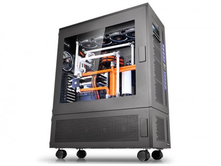 史上最大？高さ878mmの巨大PCケースThermaltake「Core WP100」のサンプル入荷 - エルミタージュ秋葉原