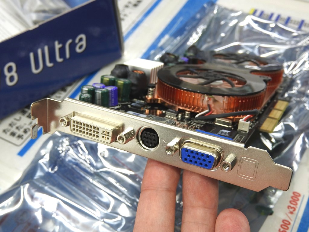 【懐かしのPCパーツ図鑑】 Vol.17 デュアルGPU搭載、XGI Technology「Volari Duo V8 Ultra」の新品発見 ...