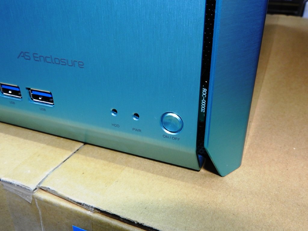 アビー、”あのPCケース”を彷彿とさせるMini-ITXモデル「AS Enclosure RS01」 は16日発売 - エルミタージュ秋葉原