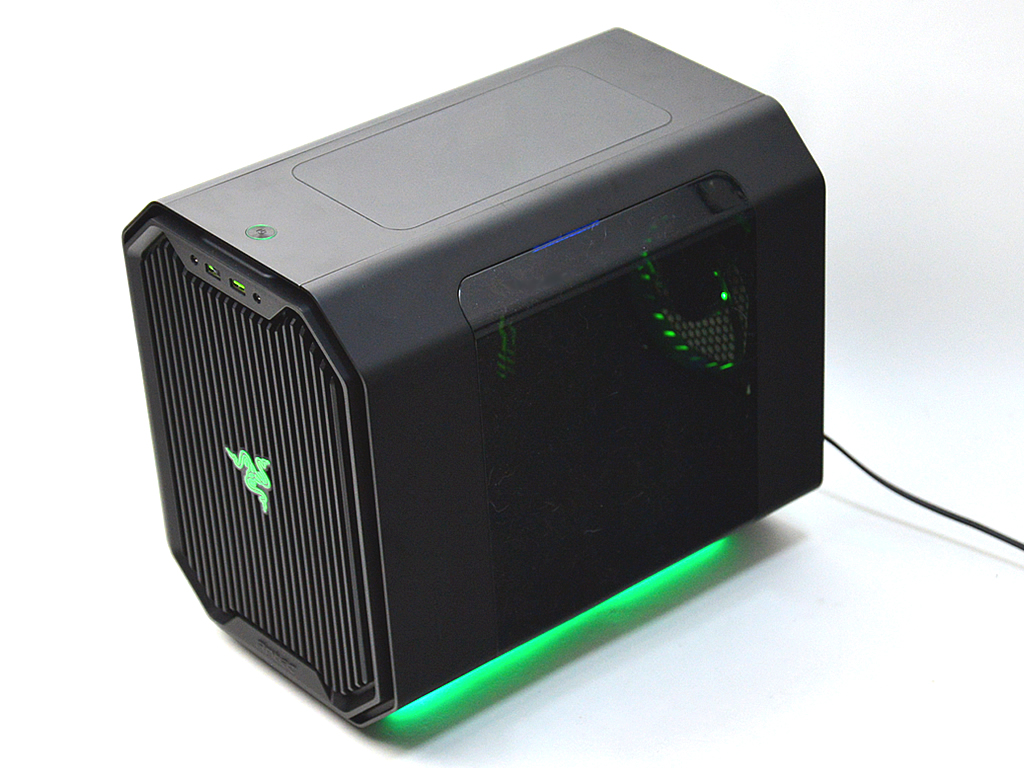 CUBE_RAZER_61_1024x768b - エルミタージュ秋葉原