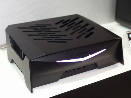 【COMPUTEX】超コンパクトなモンスターマシンが組める、SilverStoneのMicro-STXケース「RVZ04」をウォッチ ...