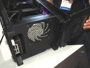 【COMPUTEX】元祖・煙突構造。SilverStone「LD03」はTonyのイチオシMini-ITXケース - エルミタージュ秋葉原