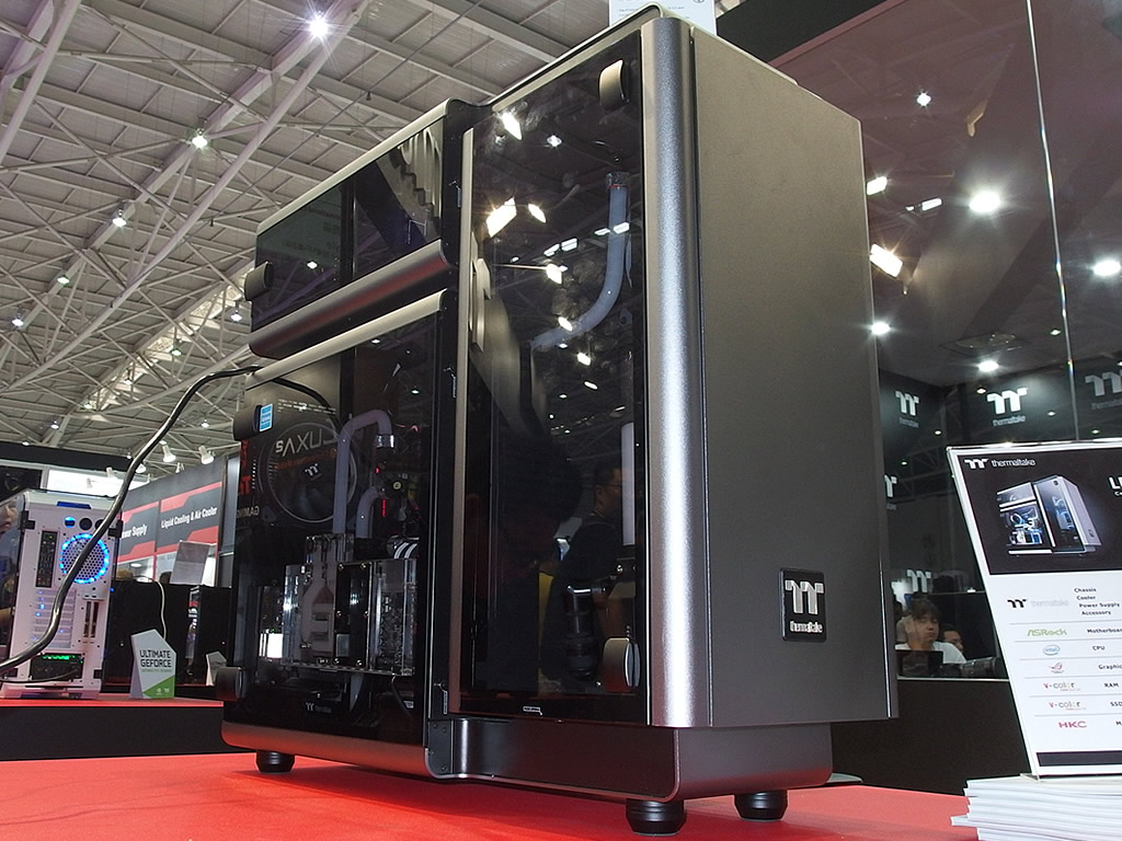 【COMPUTEX】20周年記念モデル、Thermaltake「Level 20」の今 - エルミタージュ秋葉原