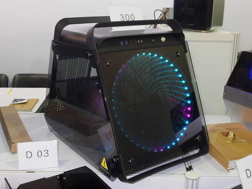 【PCケース】大口径ファンの時代まだー？ : 汎用型自作PCまとめ