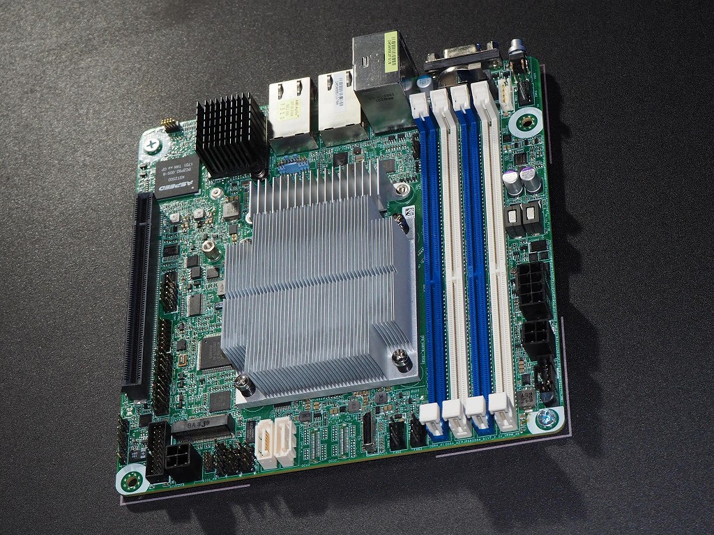 COMPUTEX：最大16コアも搭載できる、EPYC Embedded 3000対応の組み込みMini-ITXマザー - エルミタージュ秋葉原