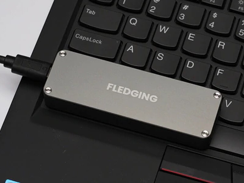 FLEDGING、2,500MB/secの高速ポータブルSSD「FLEDGING THUNDER SHELL」など2種 - エルミタージュ秋葉原