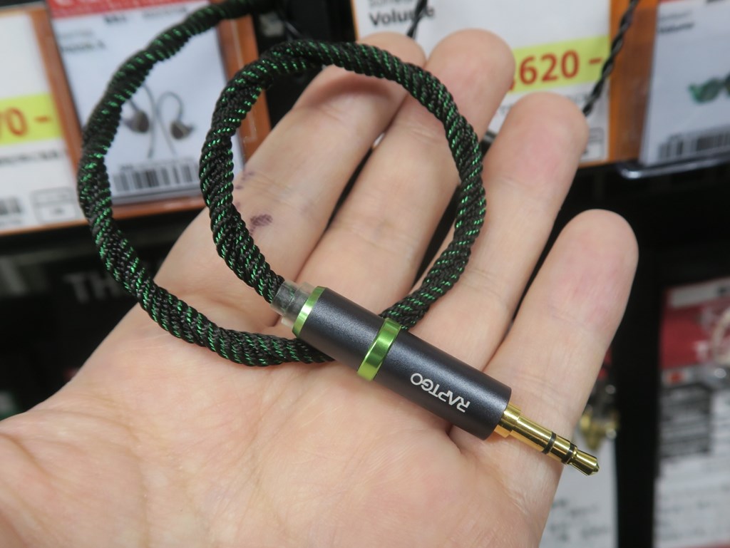 斬新な平面駆動＆圧電ドライバー搭載の開放型ハイブリッドIEM「HOOK-X」が発売 - エルミタージュ秋葉原