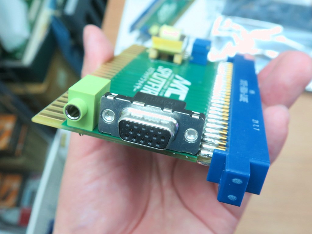 アーケード筐体のJAMMA基板から映像・音声を無遅延分岐できる「NAC SPLITFIRE」が入荷 - エルミタージュ秋葉原