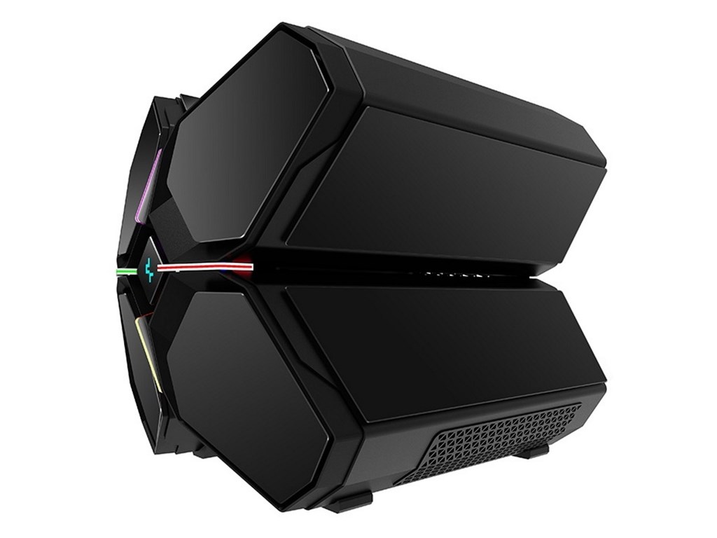 Deepcool、モビルアーマー風巨大ケースの最新作「QUADSTELLAR INFINITY」を今週発売 - エルミタージュ秋葉原