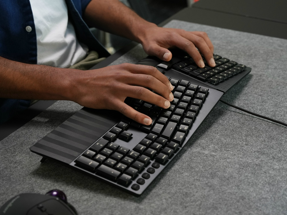 左右分離構造のメカニカルゲーミングキーボード、Perixx「PERIBOARD-535」発売 - エルミタージュ秋葉原