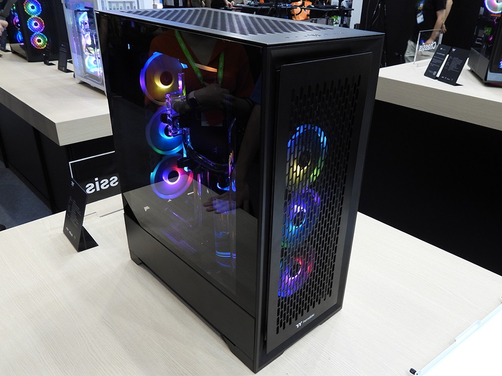 t500_01 - エルミタージュ秋葉原