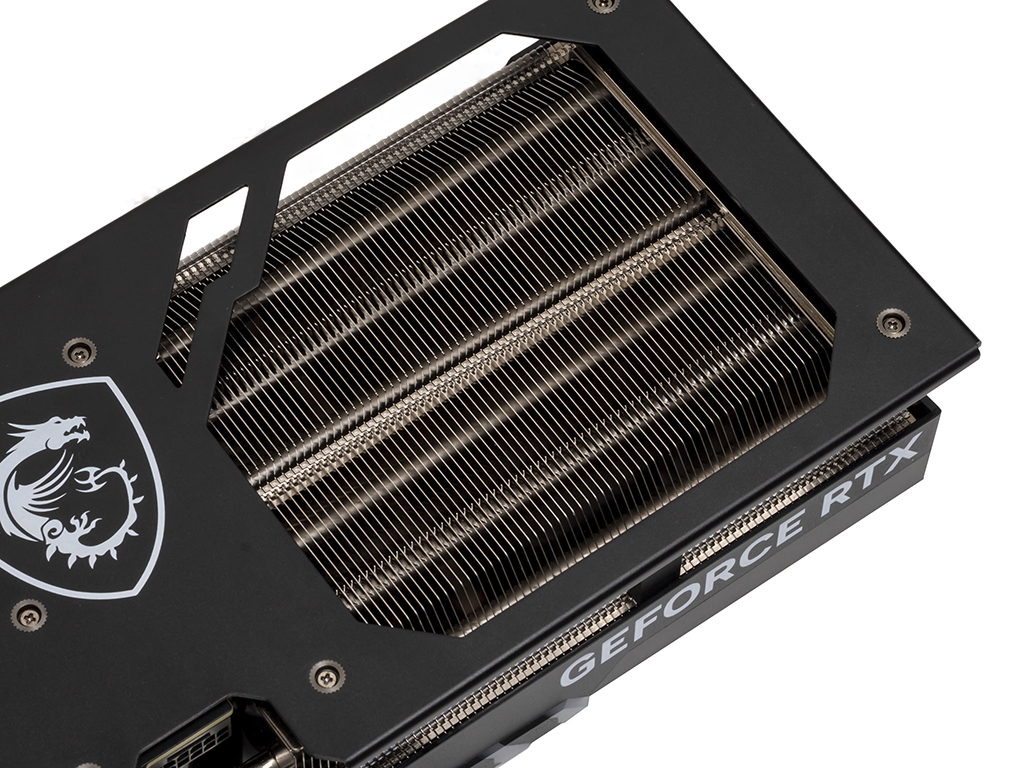 MSI「GeForce RTX 4070 GAMING X TRIO 12G」で話題の「ディアブロ IV」を満喫する - エルミタージュ秋葉原
