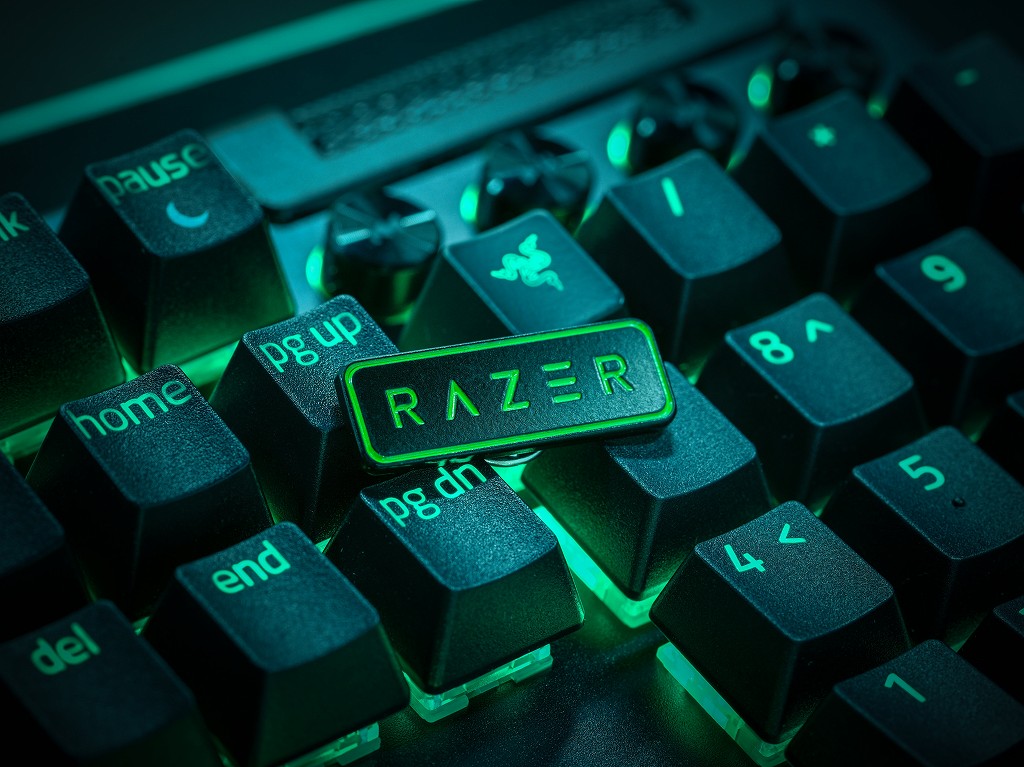 Razer製品が最大65％オフになる「Razer Mid-Summer Super Specials ’23」が来週スタート - エルミタージュ秋葉原