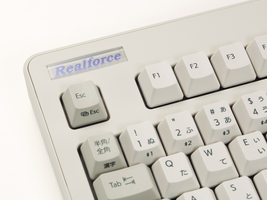 REALFORCE_R3_Ivory_02 - エルミタージュ秋葉原