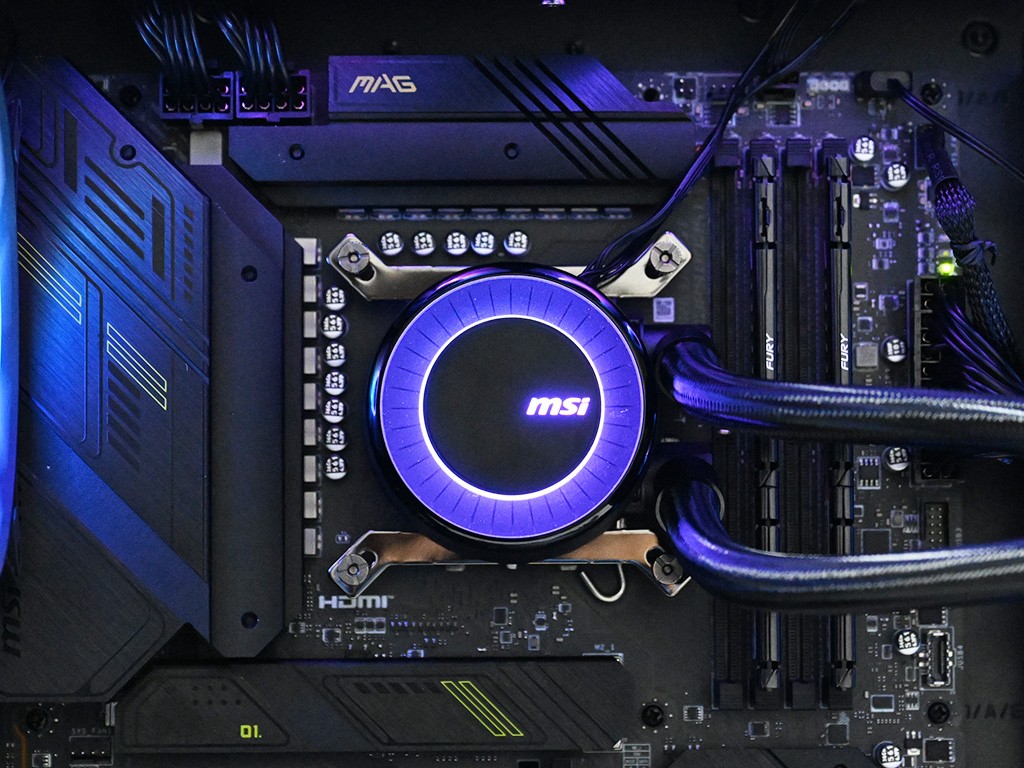 mag_coreliquid_e360_44 - エルミタージュ秋葉原