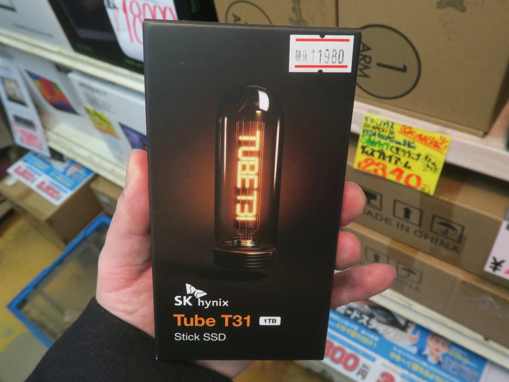 USBメモリサイズのスティック型SSD「Tube T31」がSK hynixから。最大1,000MB/sに対応 - エルミタージュ秋葉原