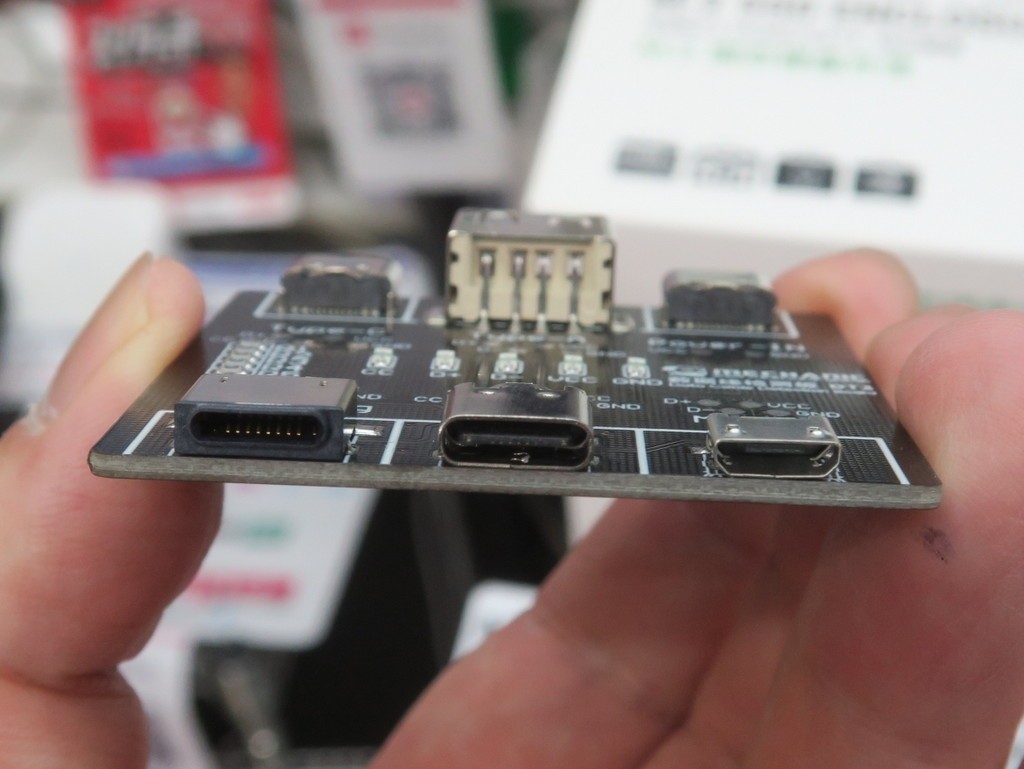 dt3_akb_05 - エルミタージュ秋葉原