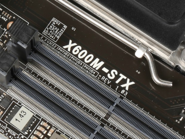 Ryzen 8000Gとの組み合わせに最適。ASRockの最新小型ベアボーン「DeskMini X600」検証 - エルミタージュ秋葉原