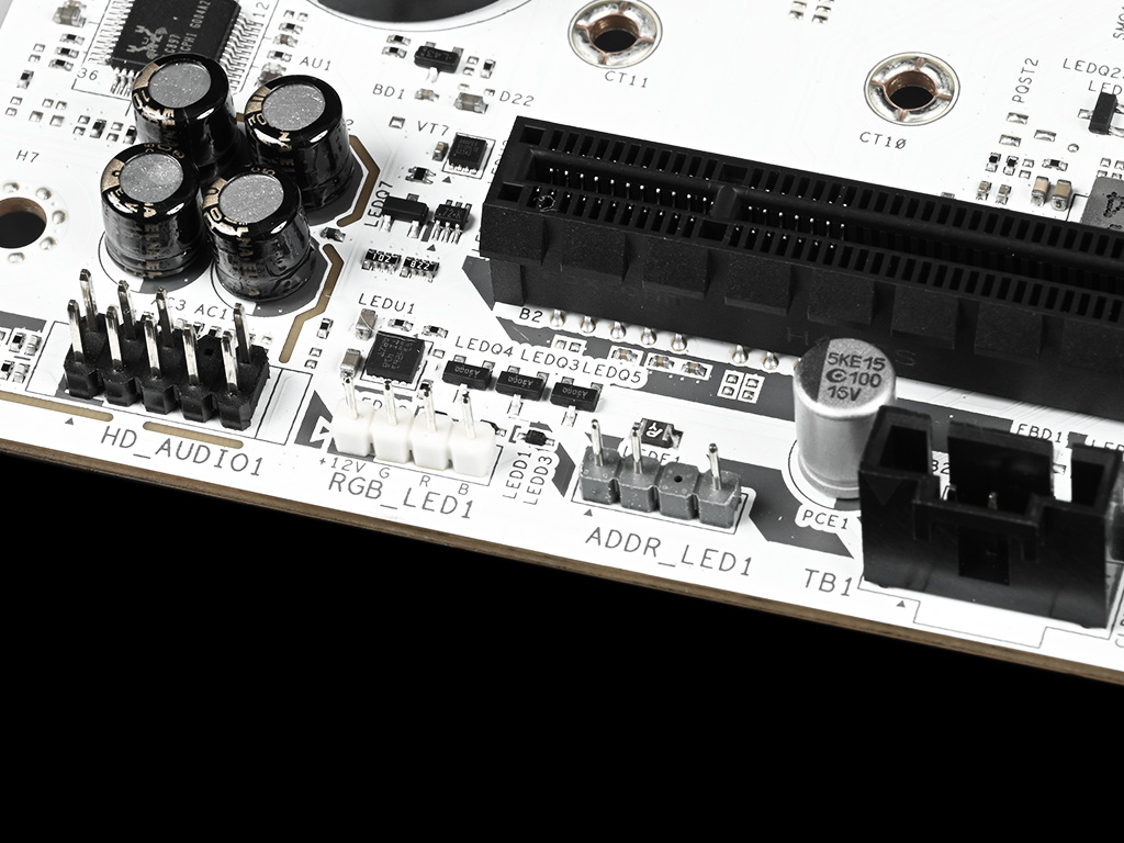 安定性・信頼性を重視したホワイト基板のIntel B760マザーボード、ASRock「B760 Pro RS WiFi White ...