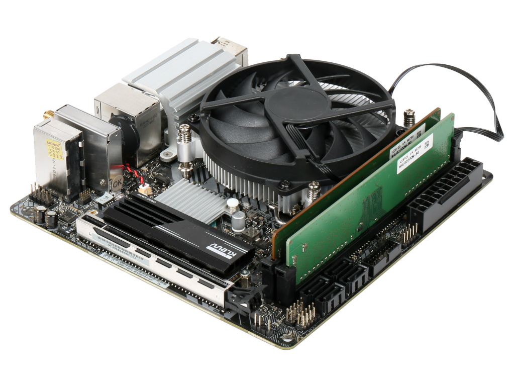 全高わずか31mmの超ロープロファイルCPUクーラー、アイネックス「CC-10」は冷えるのか？ - エルミタージュ秋葉原