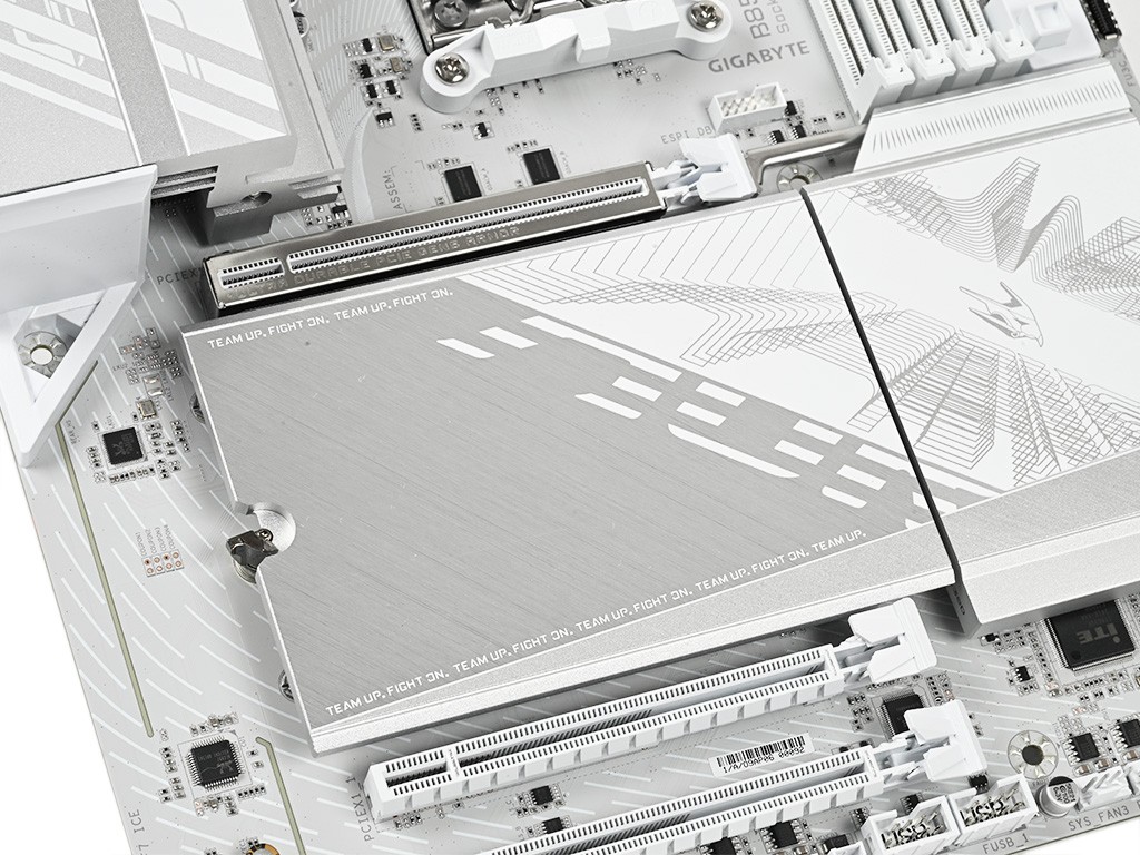 b850_aorus_elite_wifi7_ice_43 - エルミタージュ秋葉原