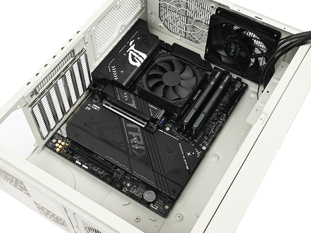 flp01_64 - エルミタージュ秋葉原