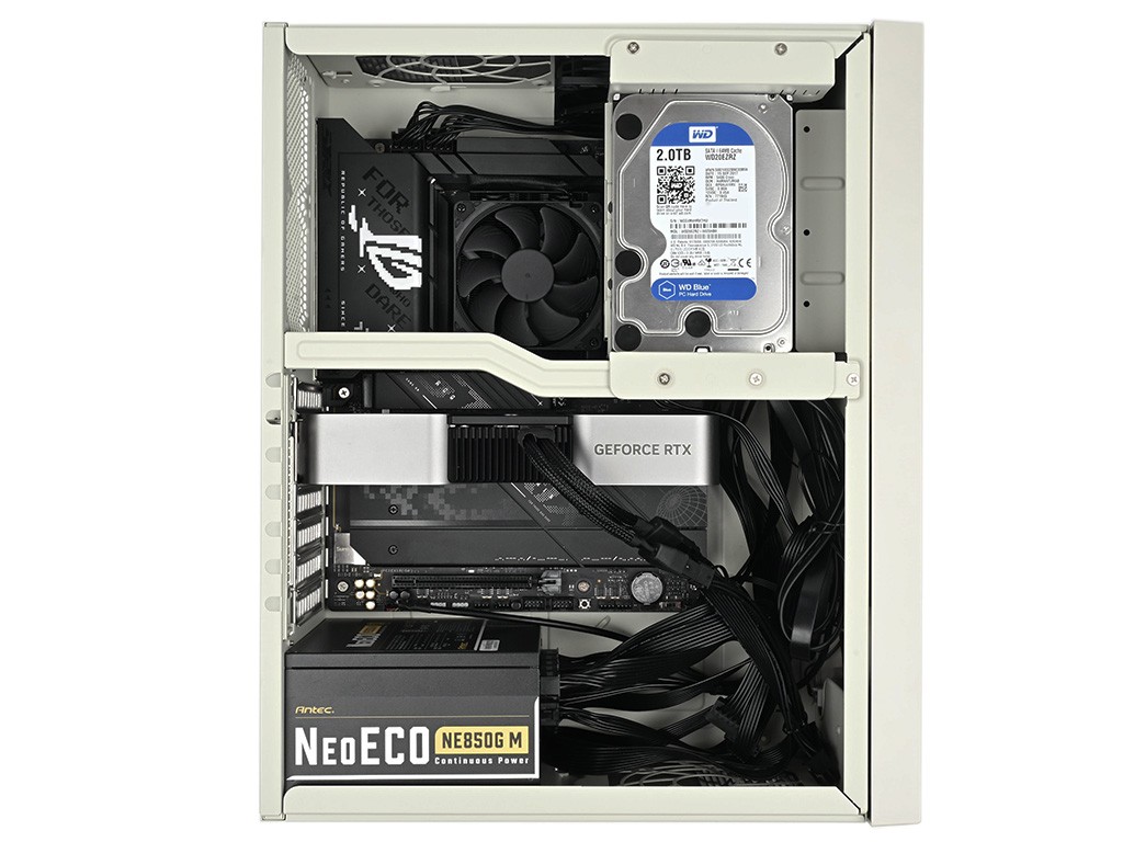 flp01_78 - エルミタージュ秋葉原