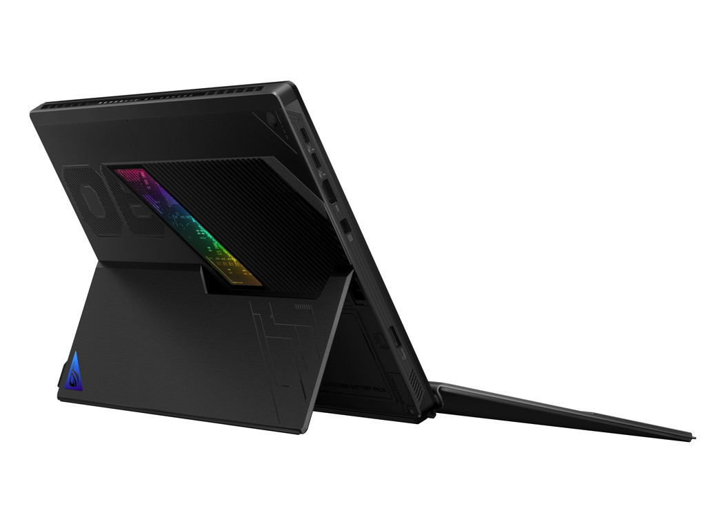 デスクトップ級パワーを誇るRyzen AI MAX+ 395搭載2in-1ノート、ASUS「ROG Flow Z13 GZ302EA ...