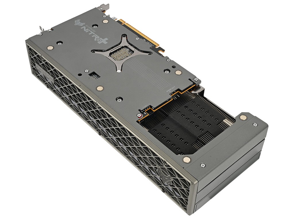 nitro_radeon_rx_9070_xt_17 - エルミタージュ秋葉原