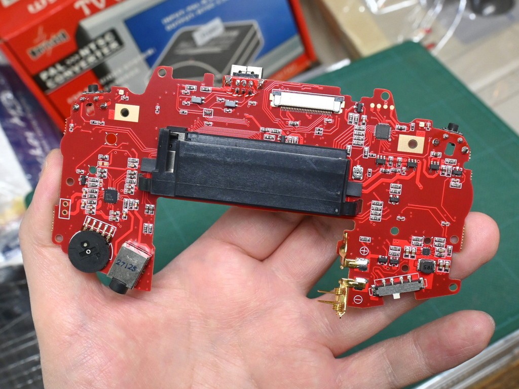 gba_custom_mb_04 - エルミタージュ秋葉原