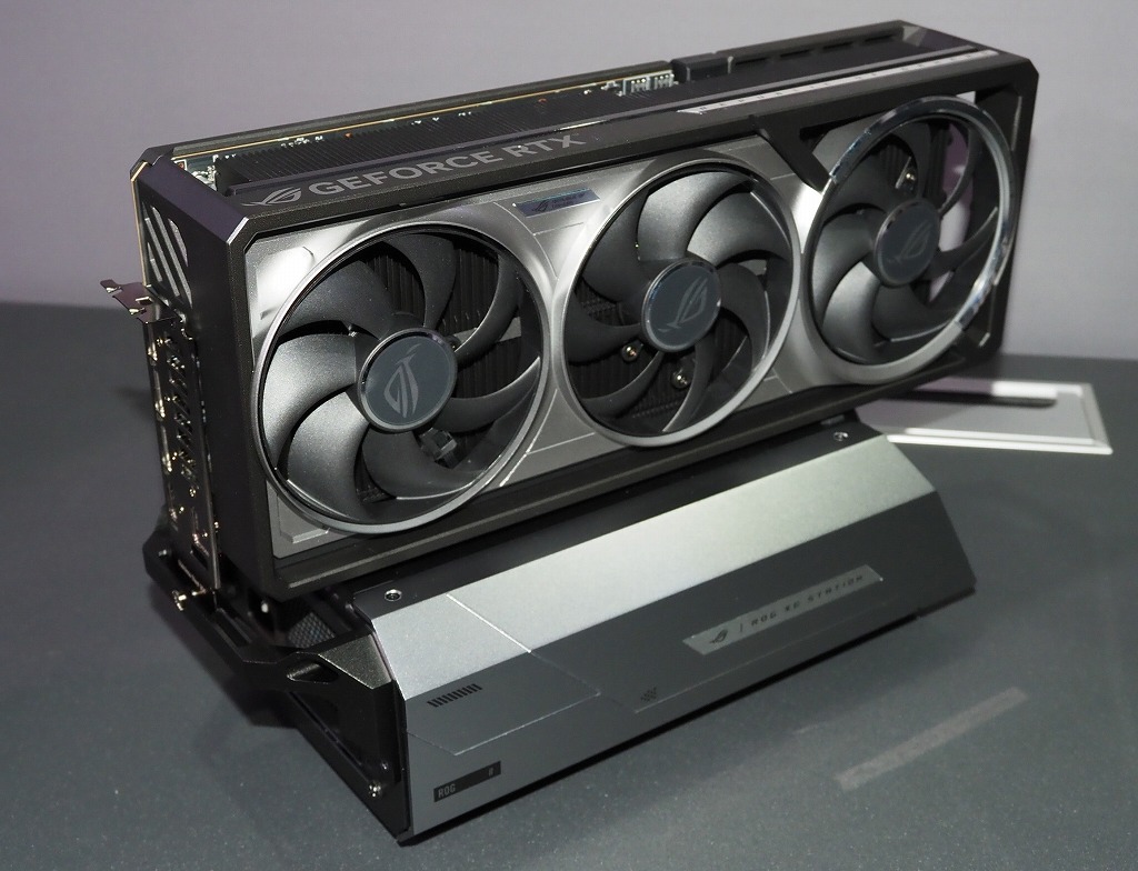 COMPUTEX：ASUS、性能低下を抑えたThunderbolt 5対応eGPUとBTF対応のGeForce RTX 50シリーズを発表 ...