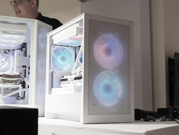 COMPUTEX：NZXT「H3 Flow」国内発売目前。ミニタワー最新モデルの実機を眺める - エルミタージュ秋葉原